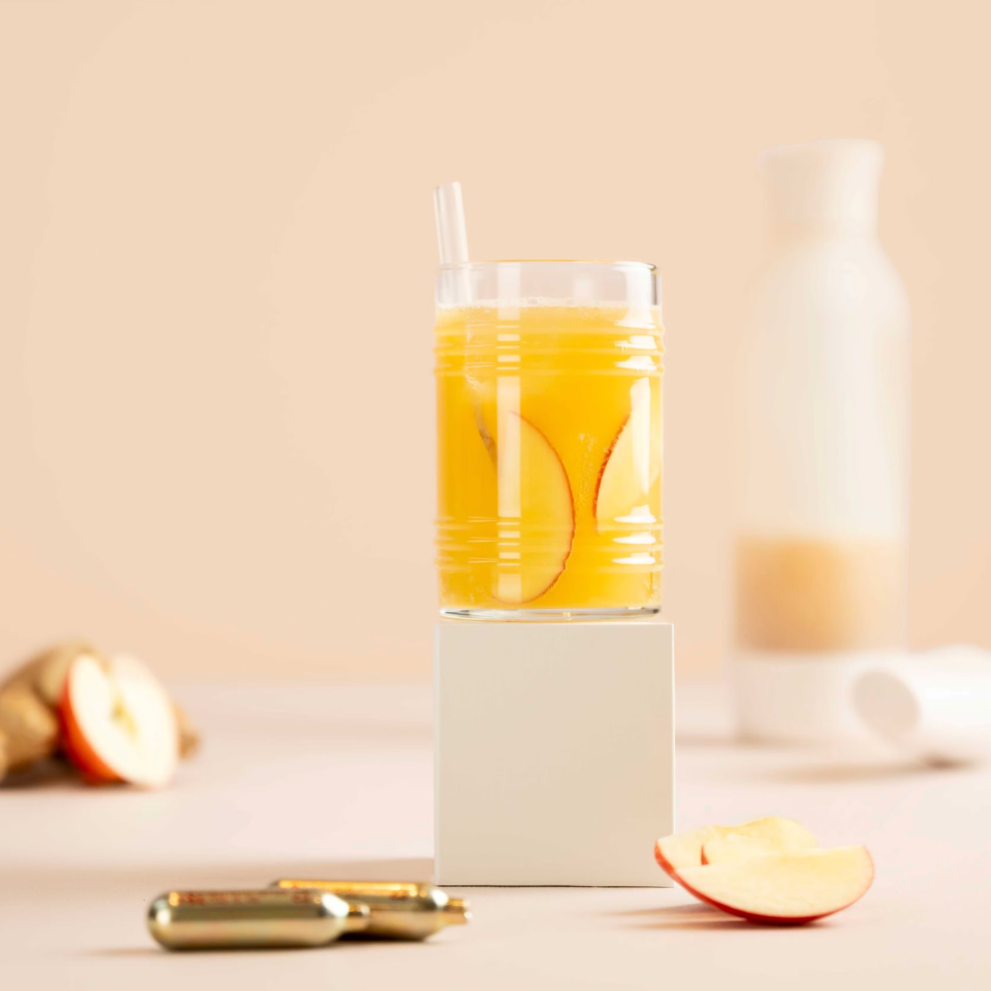 Golden Shield: Zesty Ginger Drink with Orange Juice – Recipe | kisag.ch